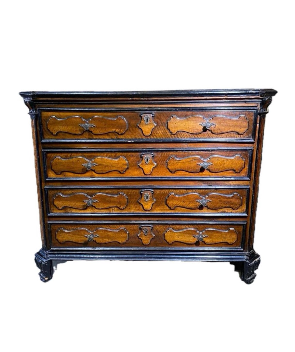 J079 18th Century Italian Walnut Commode: A Majestic Piece with ...